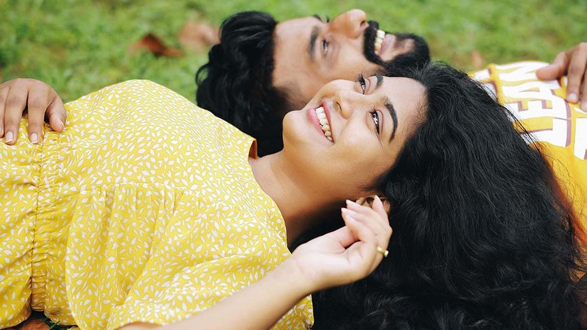 Pre Wedding Shoot Photos of Vlogger Unnimaya